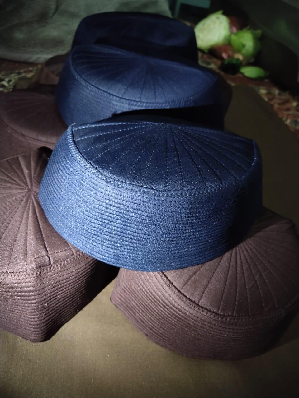 Muslim Men Islamic Prayer Round Cap | Classic Kufi Hat for Namaz ...