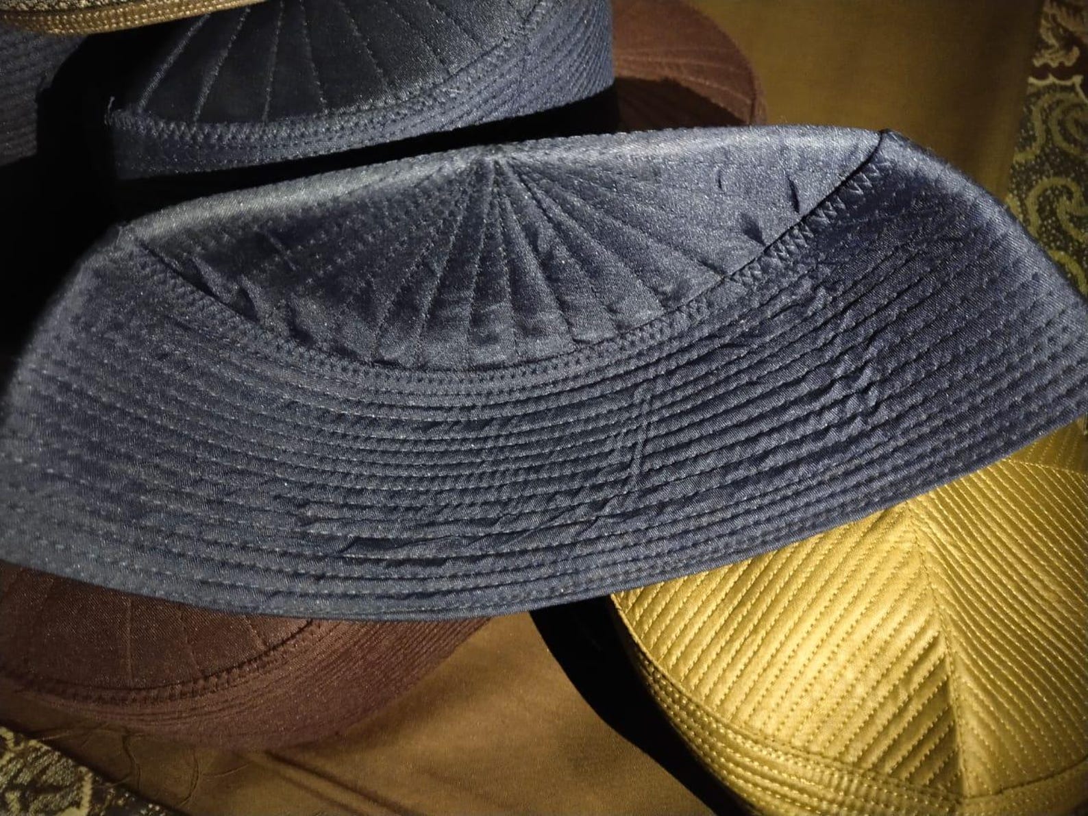Muslim Men Islamic Prayer Round Cap | Classic Kufi Hat for Namaz ...