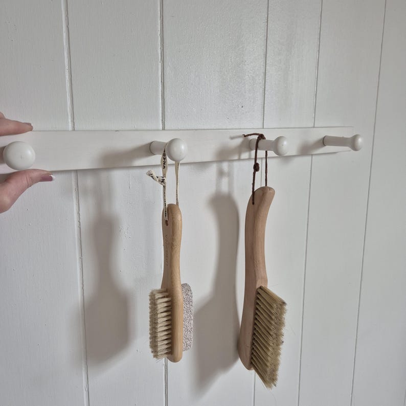 Vintage Inspired White Wooden Peg Rack, Cottagecore Wall Hook Shelf ...