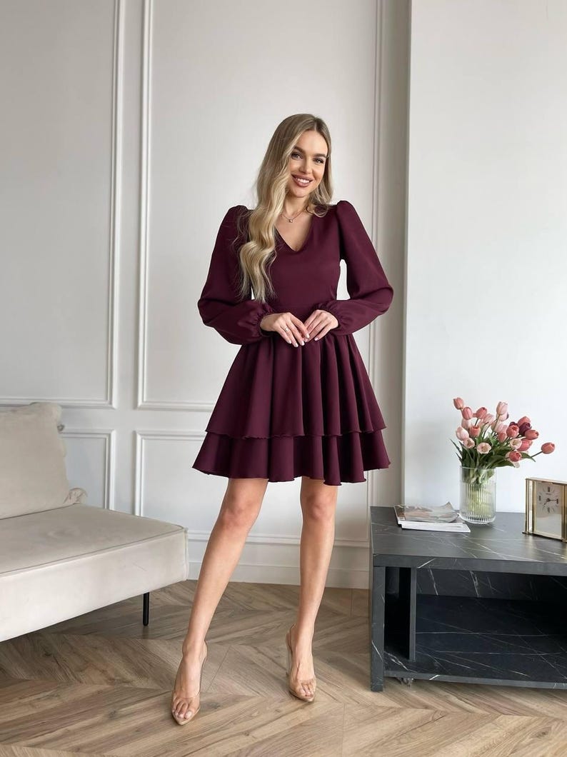 Chic Cocktail & Evening Dresses With V Neck and Sleek Fit-and-flare ...