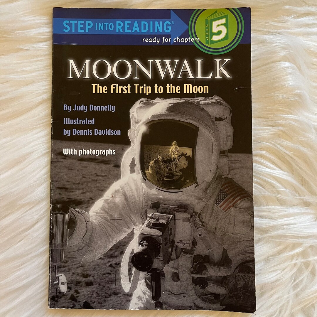 VTG Moonwalk the First Trip to the Moon - Step Into Reading - Step 5 ...
