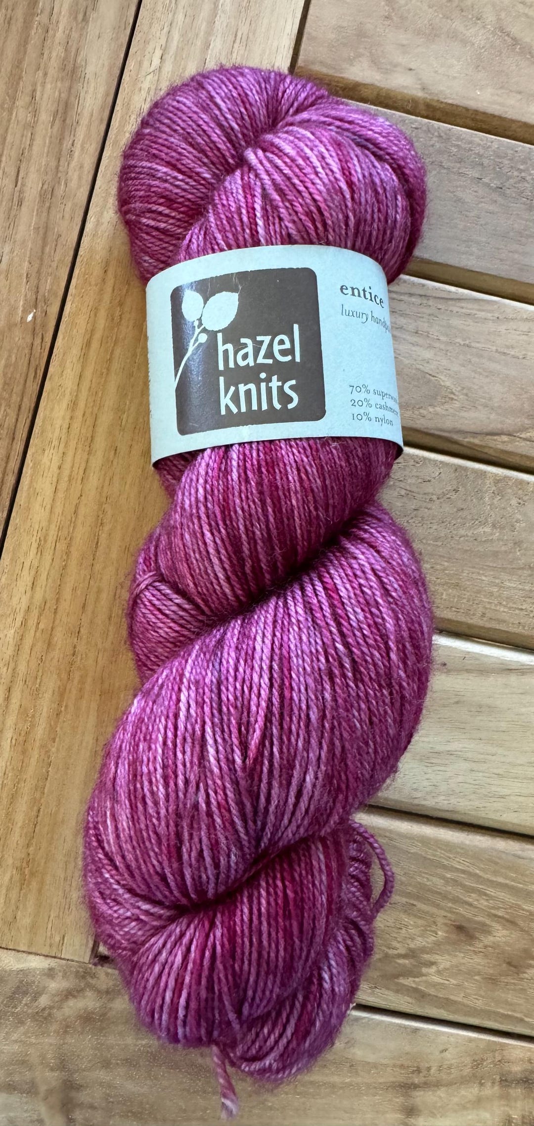 Hazel Knits Merino Wool Cashmere Yarn - Entice Fingering Yarn - 1 - Etsy