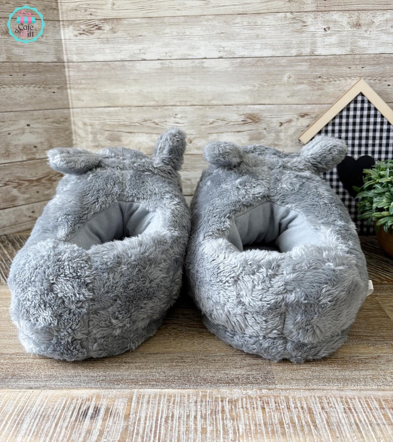 My Neighbor Totoro Slipper, Totoro Closed Back Slipper, Character ...