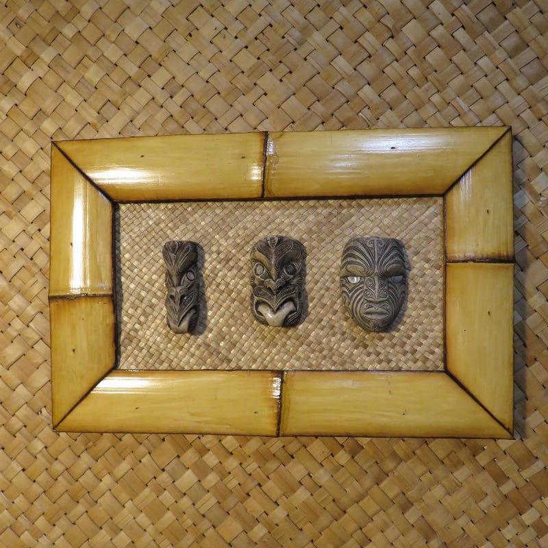 8 Tiki Statues - Etsy