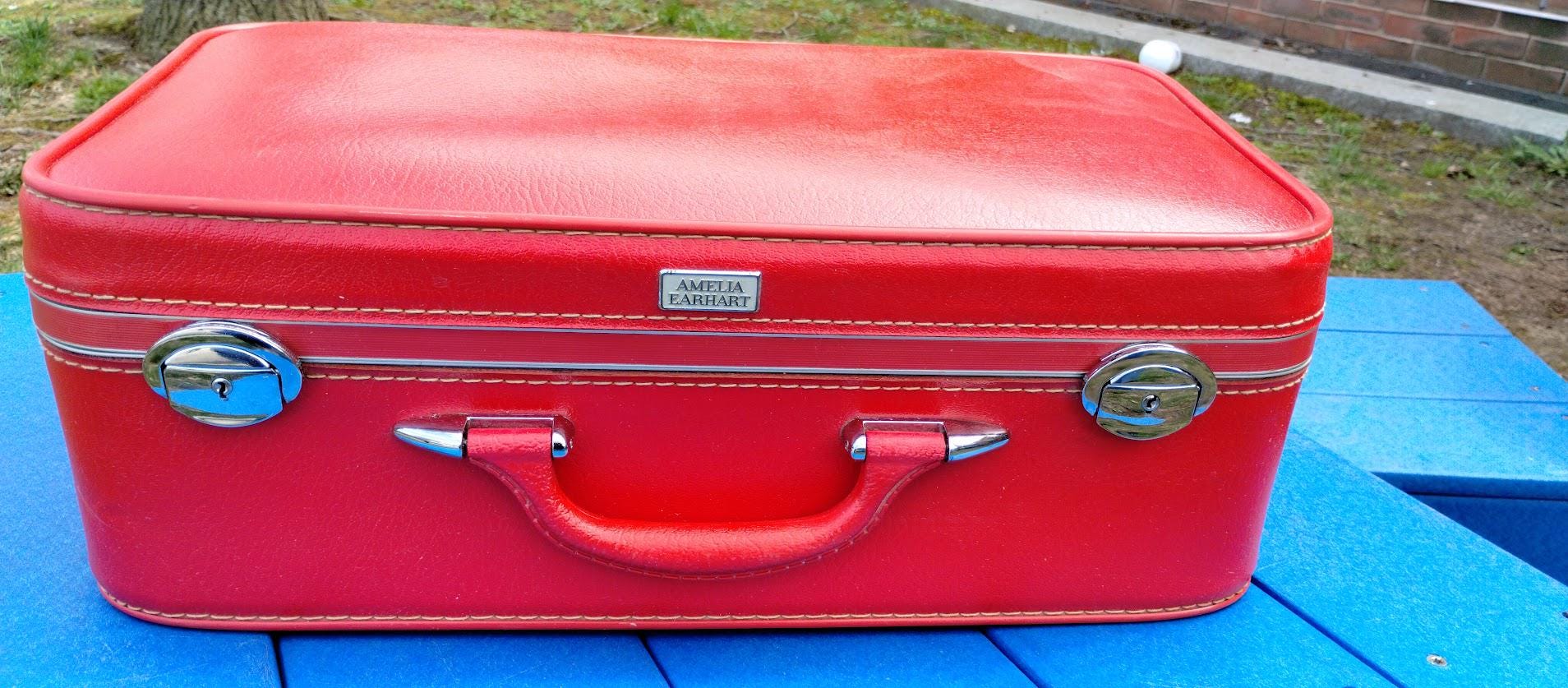 Vintage Amelia Earhart Red Luggage Suitcase – Mid-century Modern, No ...