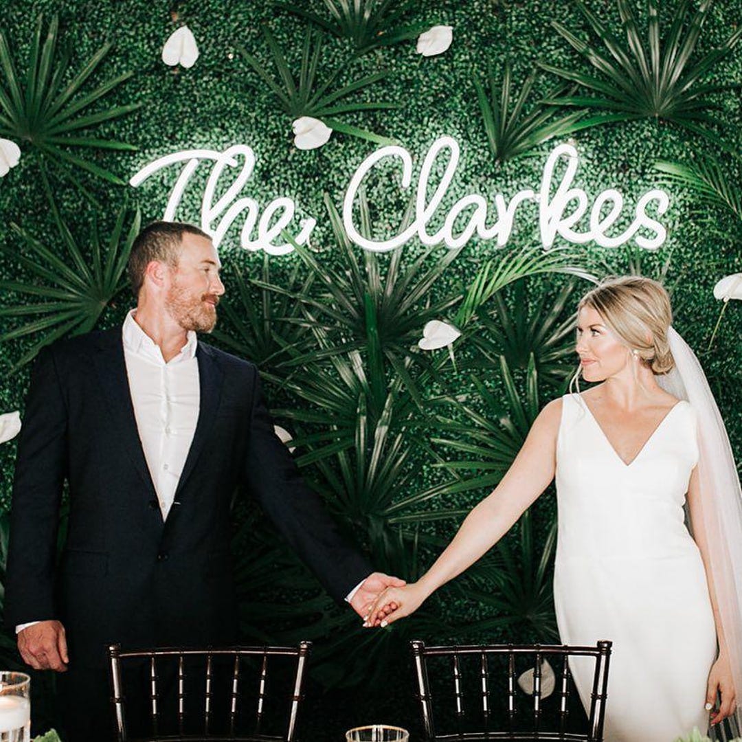 Custom LED Neon Wedding Sign: Personalized Wall Decor - Etsy