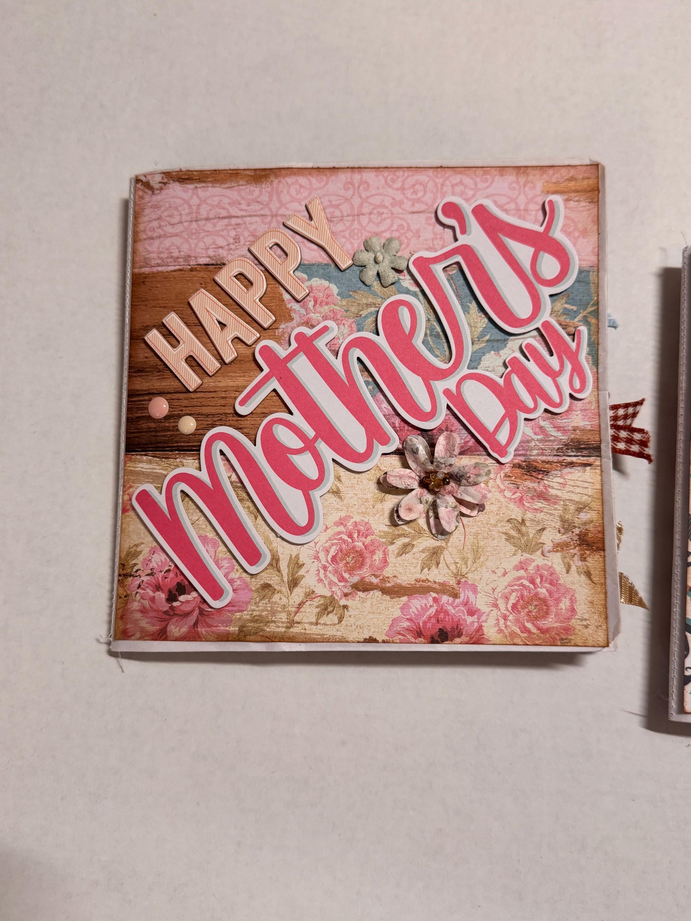 Mothers & Fathers Day Scrapbooks: 6x6 Paper Bag Photo Albums - Set of 2 ...