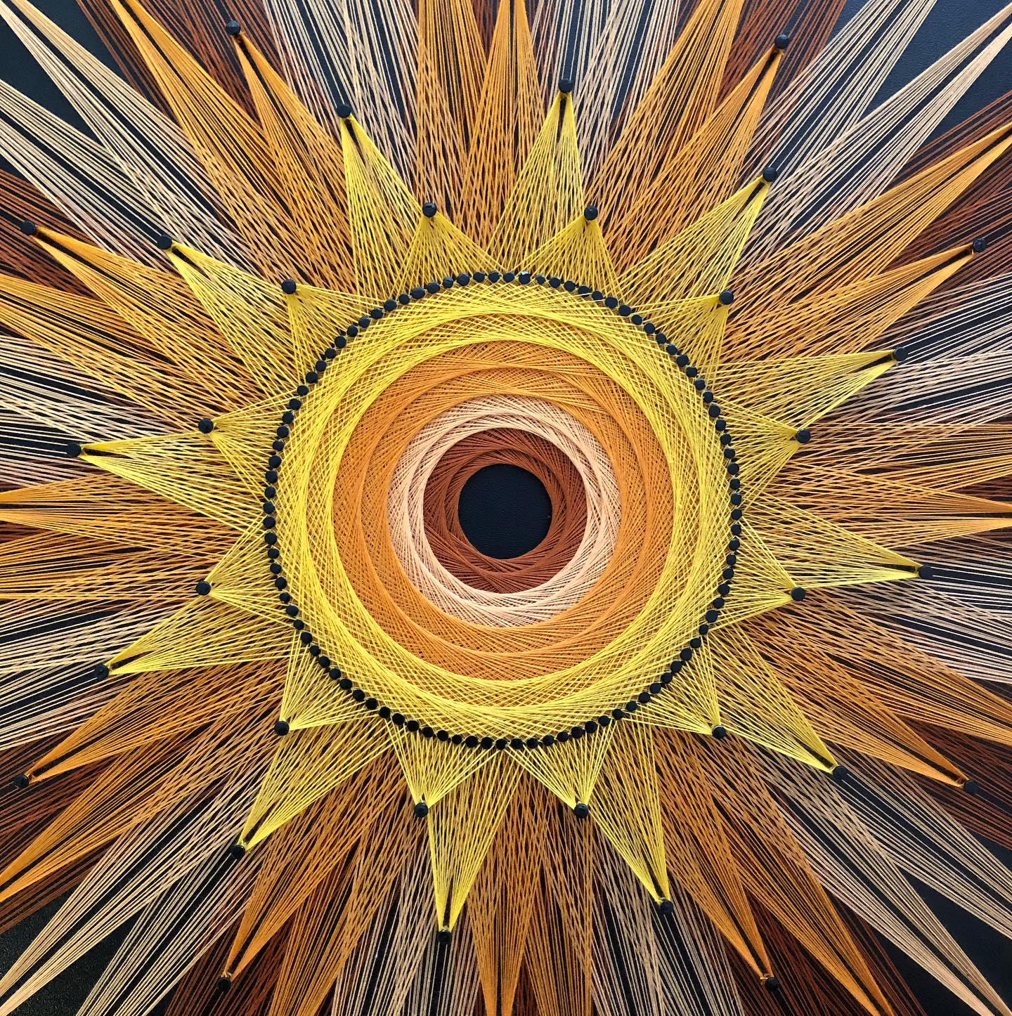 String Art Wall Hanging Painting Nail and Thread Art for Office and ...