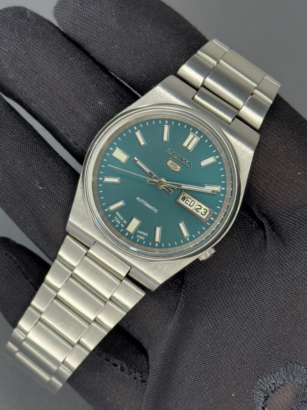 Vintage Seiko 5 Automatic 21 Jewels 7s26 Men's Wristwatch Japan Day ...