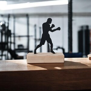 Boxer Table Decor, Wooden Shelf Sculpture, Boxing Statue, Sports Lover ...
