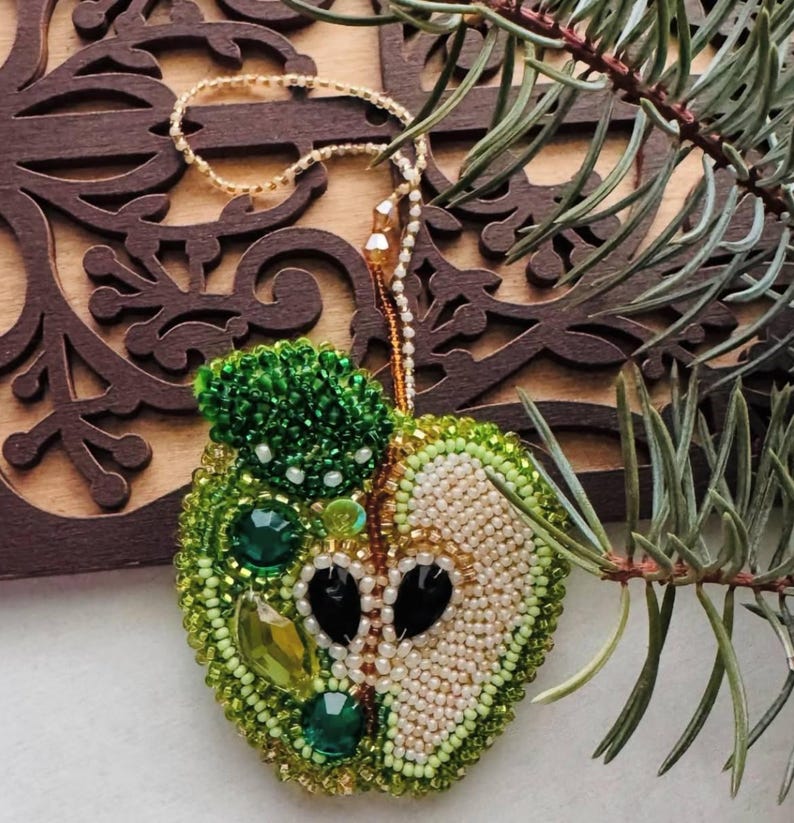 DIY Beaded Brooch Kit, Bead Embroidery Kit Green Apple, Fruits ...