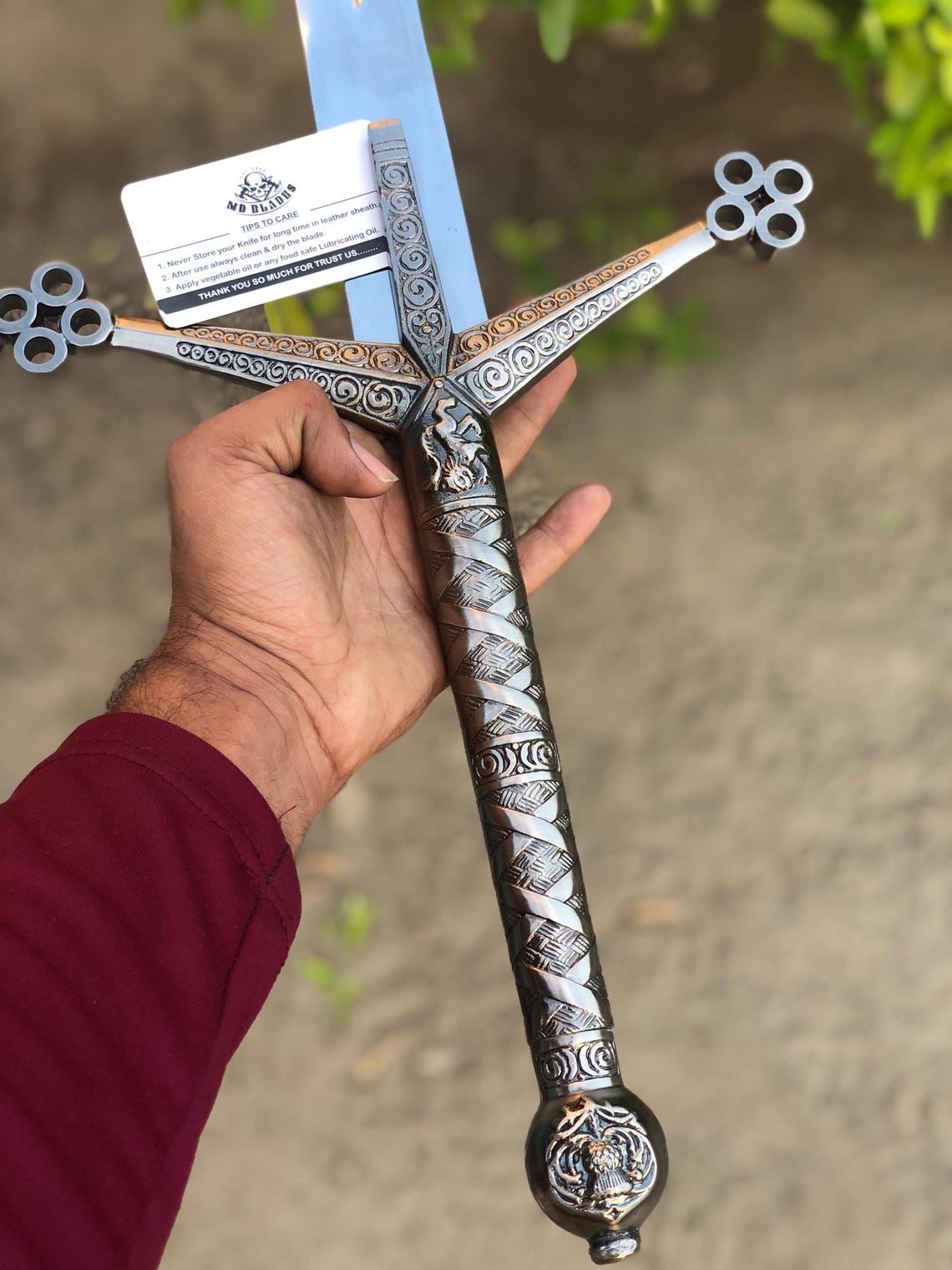 Handmade Scottish Claymore Replica Sword: Medieval Lion Emblem Display ...