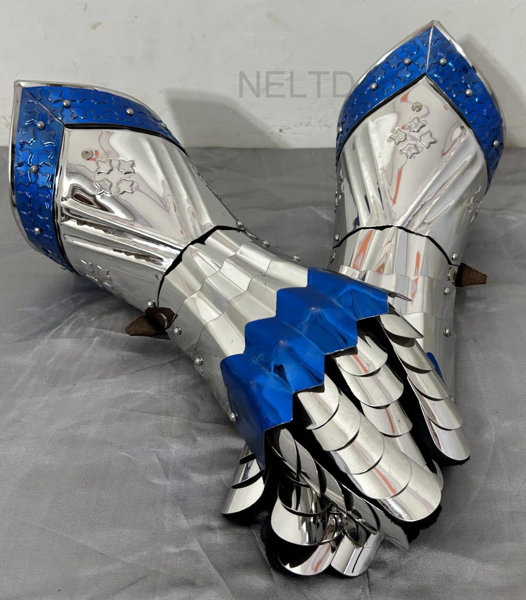 Medieval Knight Stainless Steel Gauntlets Pair of Armor Gloves for ...