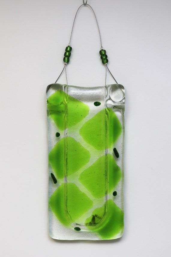 Glass object with a hole inside. Wedding gift : r/whatisthisthing