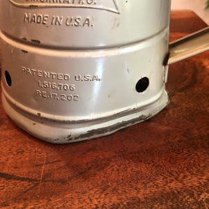 Antique 1930's Brooking Service Station 1/4 Gallon Steel Oil Can No. B ...