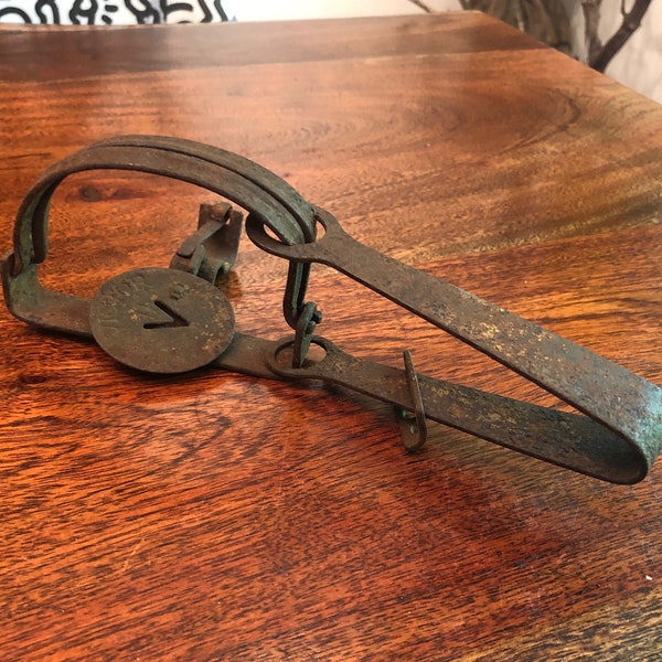 Antique Trap - Etsy