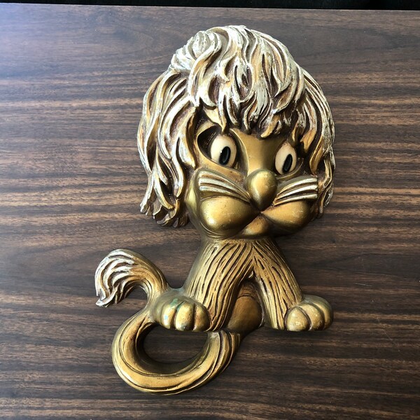 Plastic Lion - Etsy