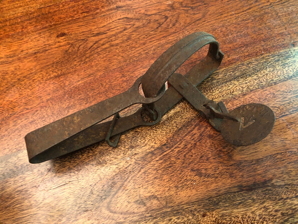 Antique Rusted Steel Oneida Victor Small Game Trap Antique | Etsy