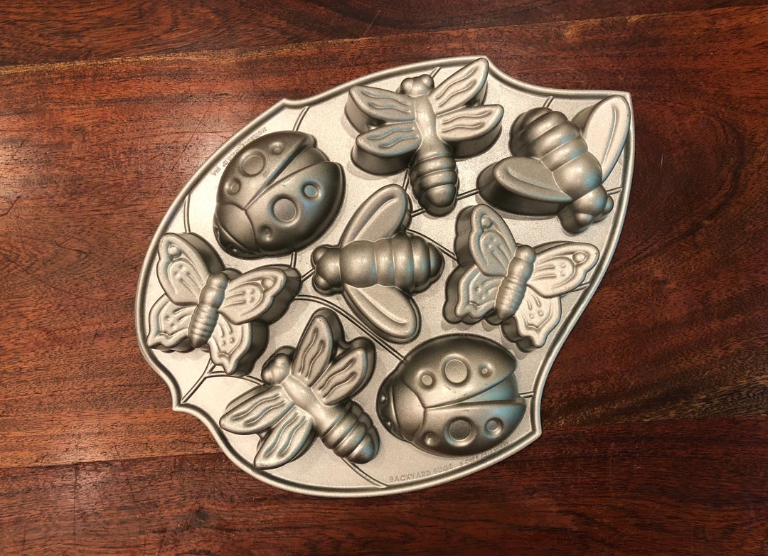 Nordic Ware Thick Aluminum Non-stick 8 Section Backyard Bugs Cakelet ...