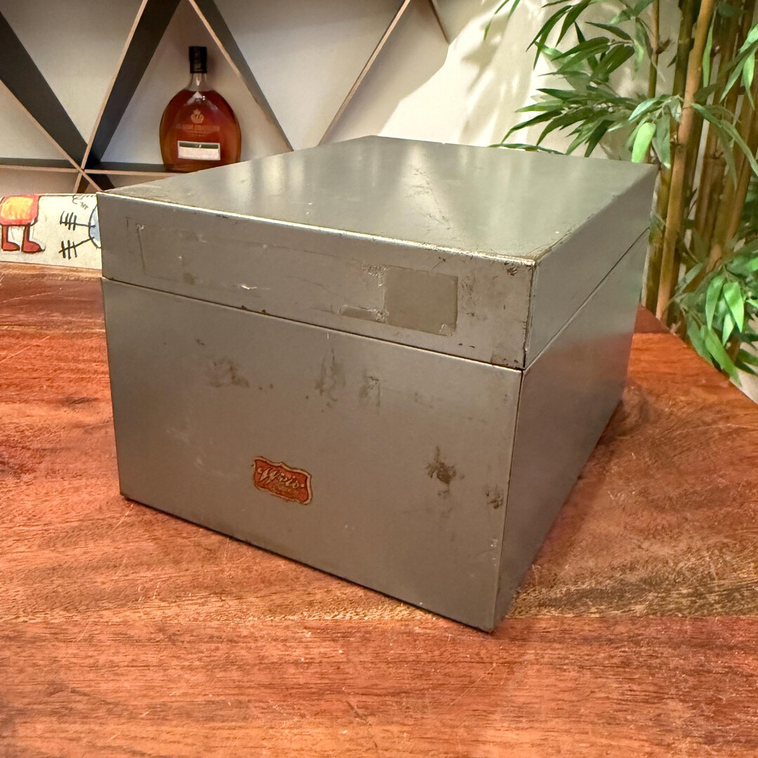 Mid Century Bent Gray Steel Index Card Box by Weis - Holds 4" X 6 ...