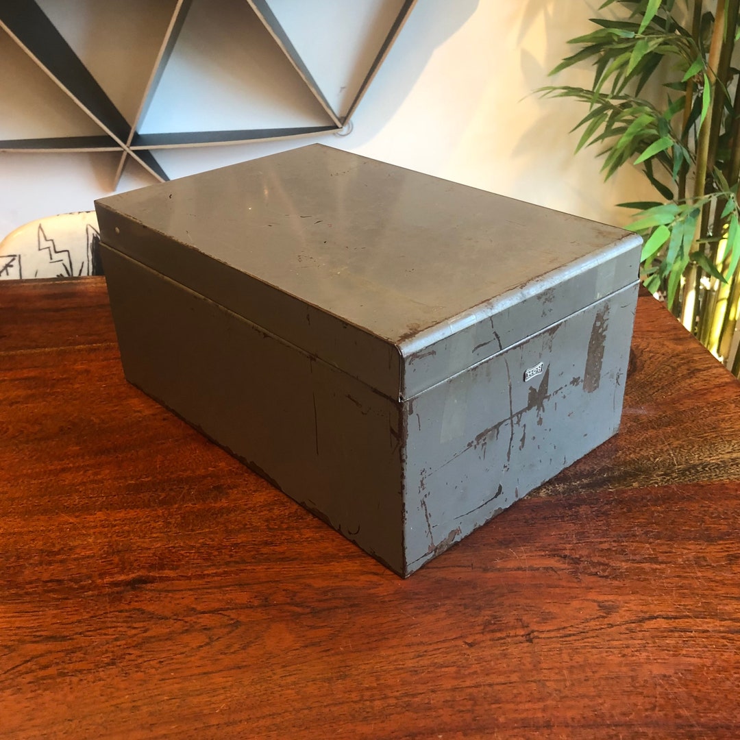 Mid Century Battleship Gray Steel Metal Index Card File Box by HON ...