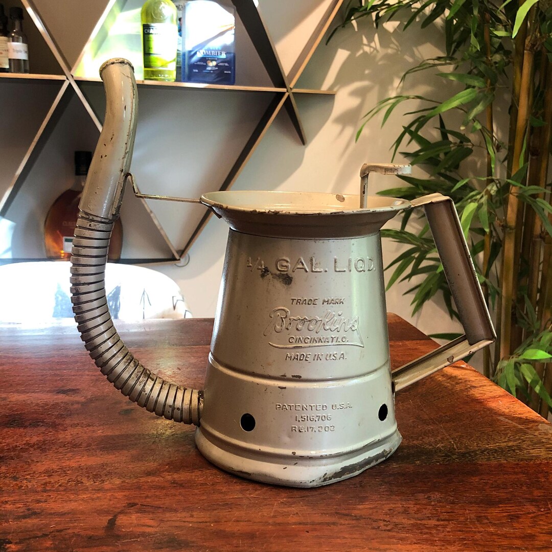 Antique 1930's Brooking Service Station 1/4 Gallon Steel Oil Can No. B ...