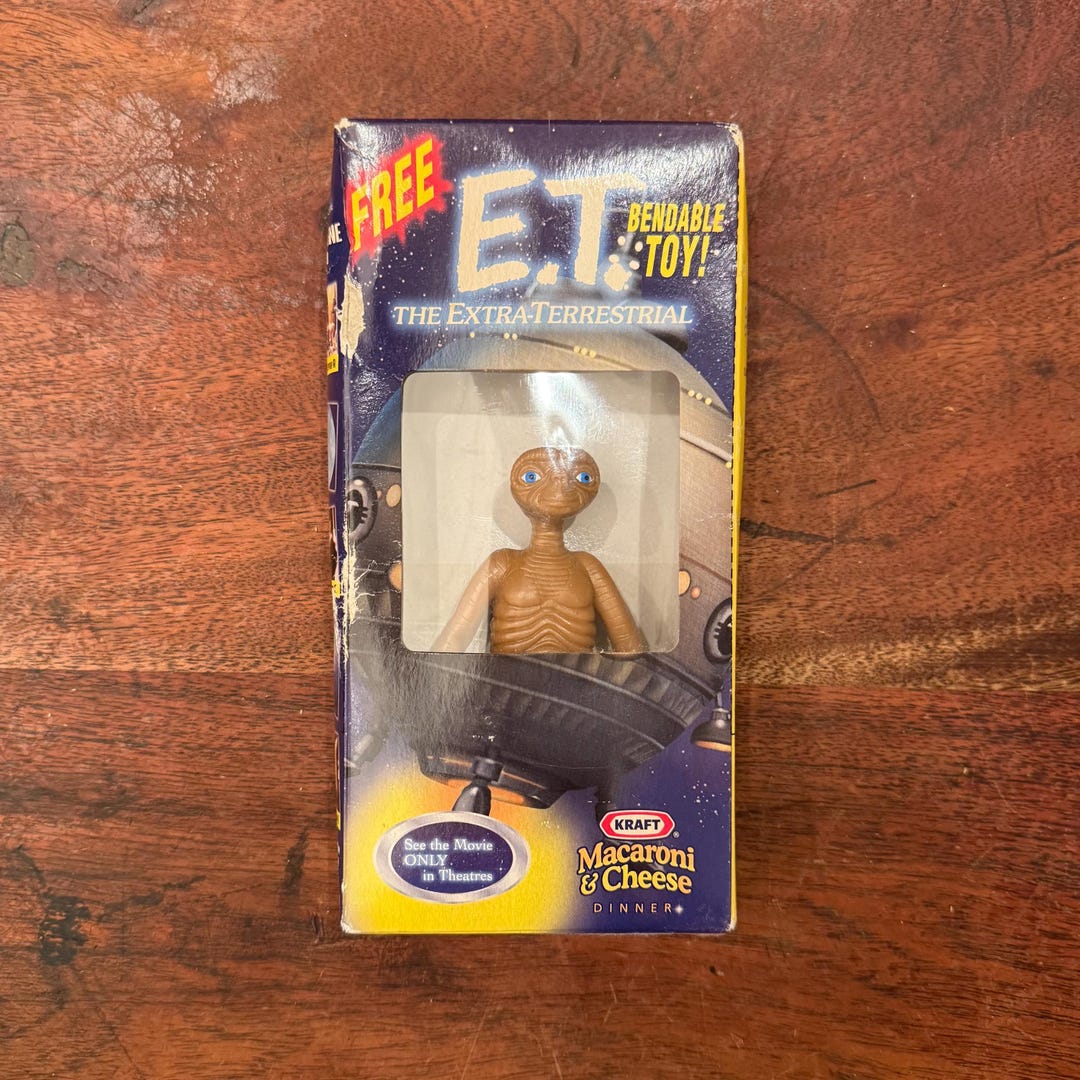 Vintage C. 2002 E.T. the Extra-terrestrial 3" Bendable Action Figure ...
