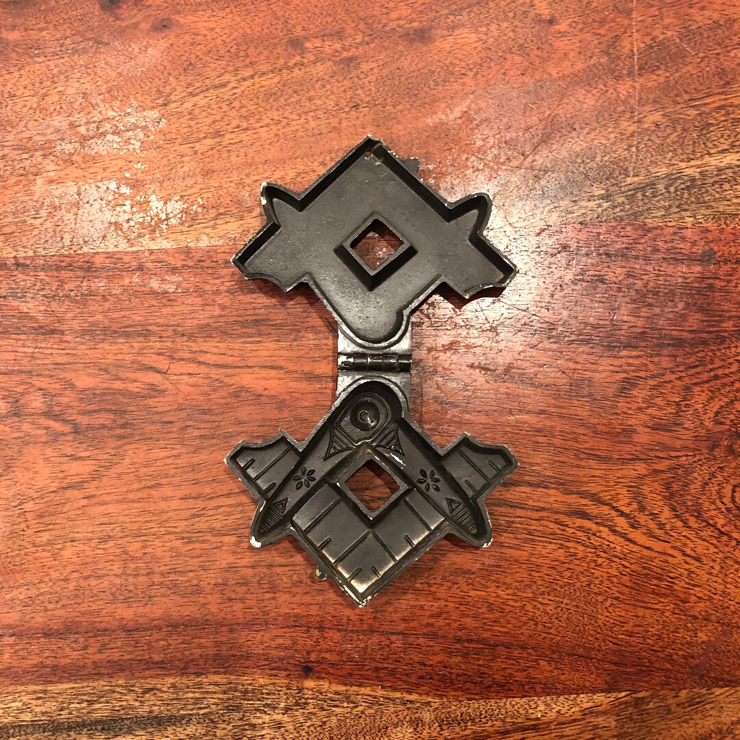 Antique Freemason Masonic Thick Aluminum Hinged Double Sided Chocolate ...