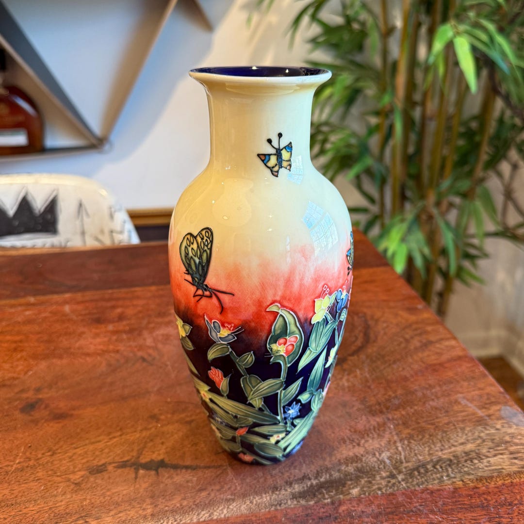 Vintage English Old Tupton Ware Hand Painted Tubed Lined Clay Pottery ...