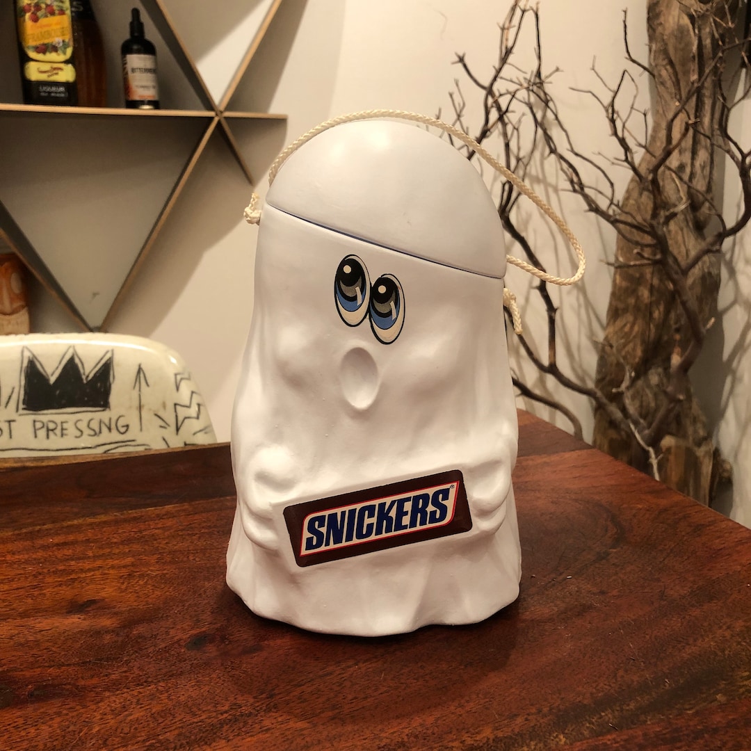 Vintage C. 1989 Blow Mold Snickers Candy Bar Halloween Trick - Etsy