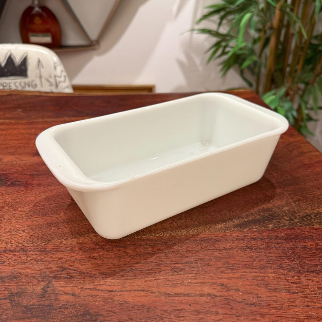 Vintage 1970's Pyrex Milk Glass # 213 Loaf Baking Pan / Small Casserole ...