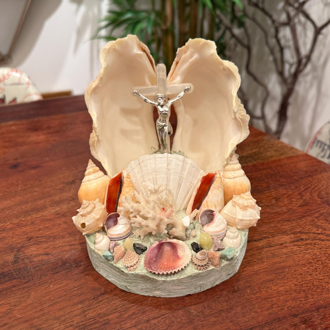 Vintage 1940's Seashell & Coral Crucifix Sculpture - Mid Century ...