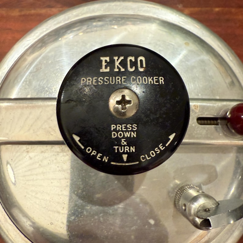 Vintage 1940s Art Deco EKCO Thick Aluminum 4 Quart Pressure Cooker ...