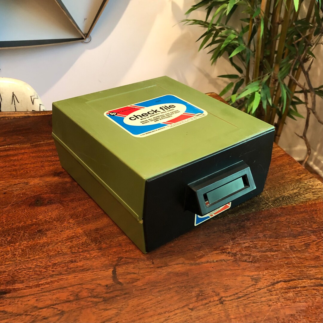 Vintage C. 1972 Check File Avocado Green Hard Plastic Checks Filing ...