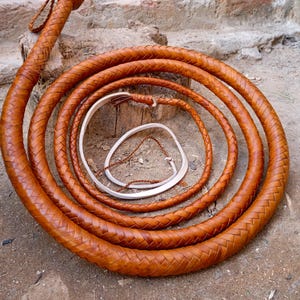 Tan Color Kangaroo Hide Leather Bullwhip With White Fall, 3ft to 14ft ...