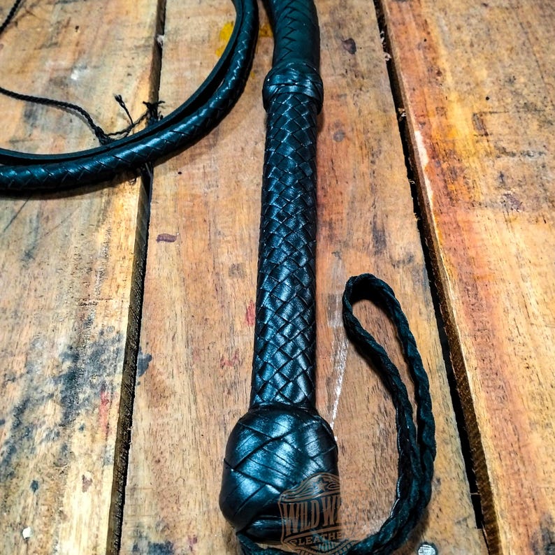 Kangaroo Hide Leather Bullwhip Black Color, 3ft to 14ft, 12/16 Plait ...