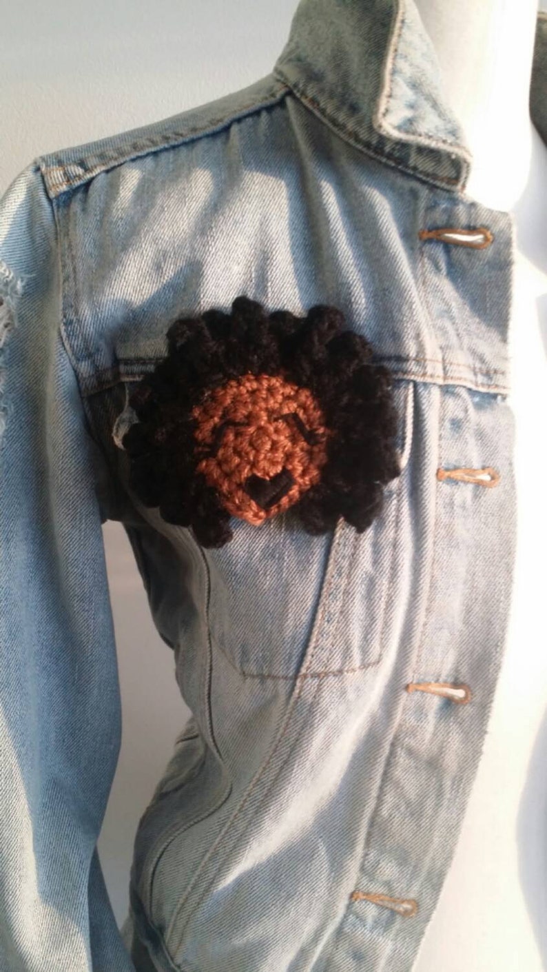 Natural Hair Pin/ Natural Hair Art/dark Lipstick/afro Pin/ - Etsy