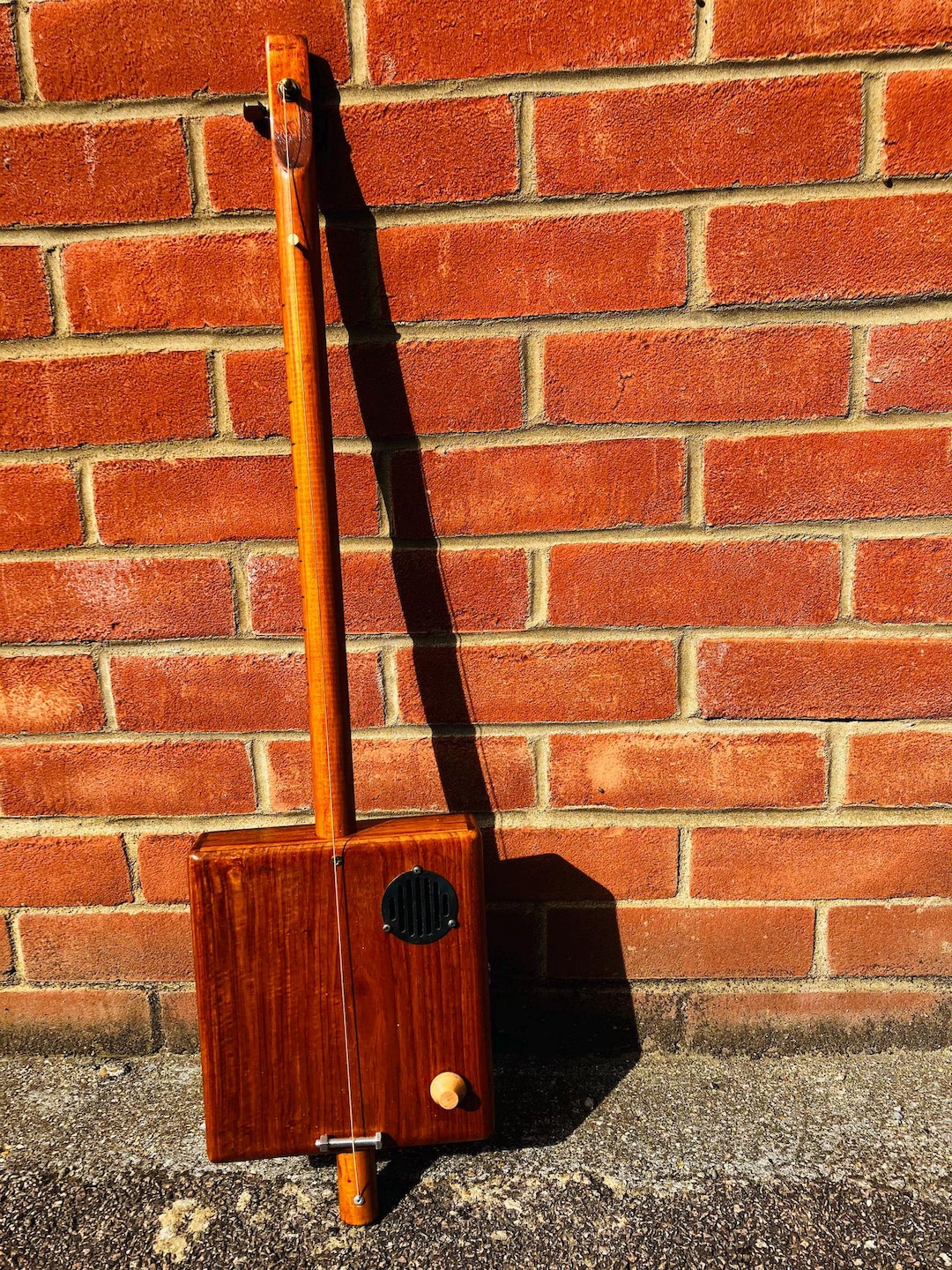Cigar Box Guitar - One-string Diddley Bow - Etsy