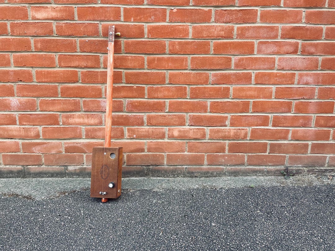 Diddley Bow - One String Cigar Box Guitar From Vintage Cigar Box ...