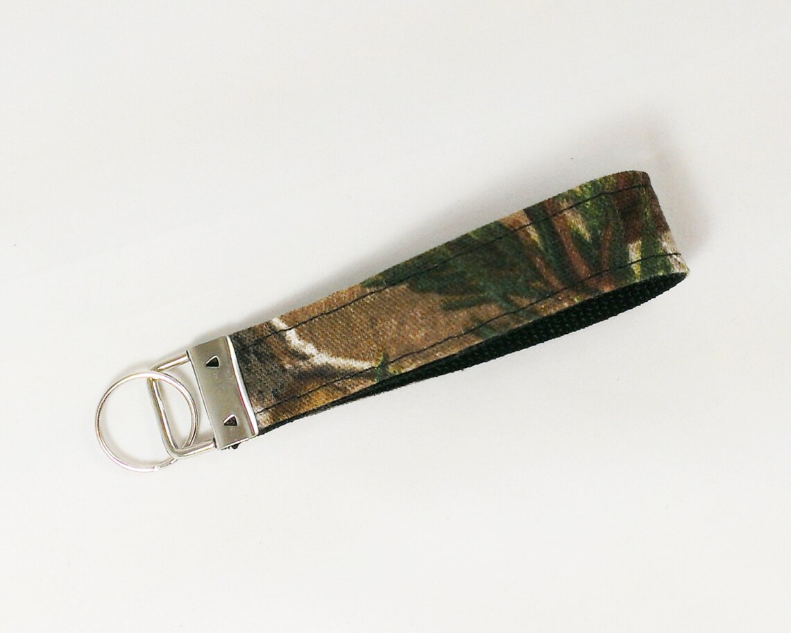 Camo Key Fob Camouflage Key Chain Men Gift for Deer Hunter - Etsy