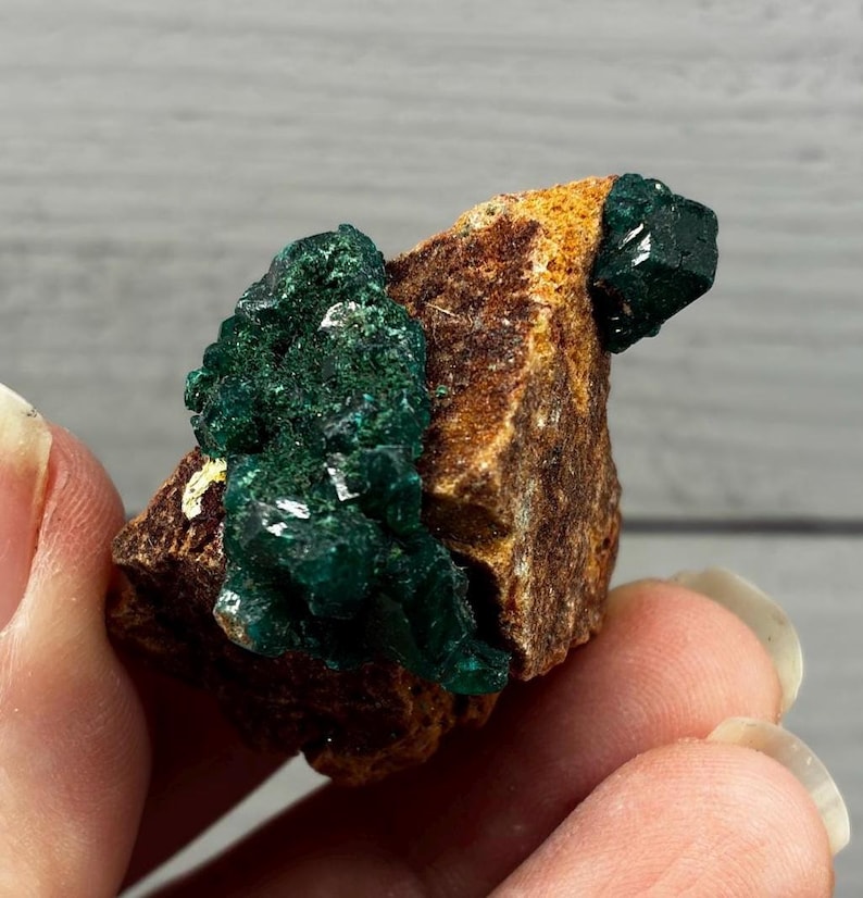 Gemmy Dioptase Crystal on Matrix – Kolwezi DR Congo Mineral Specimen ...