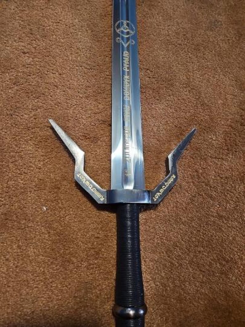 Geralt of Rivia Silver Rune Sword Replica: the Witcher 3, Steel Blade ...