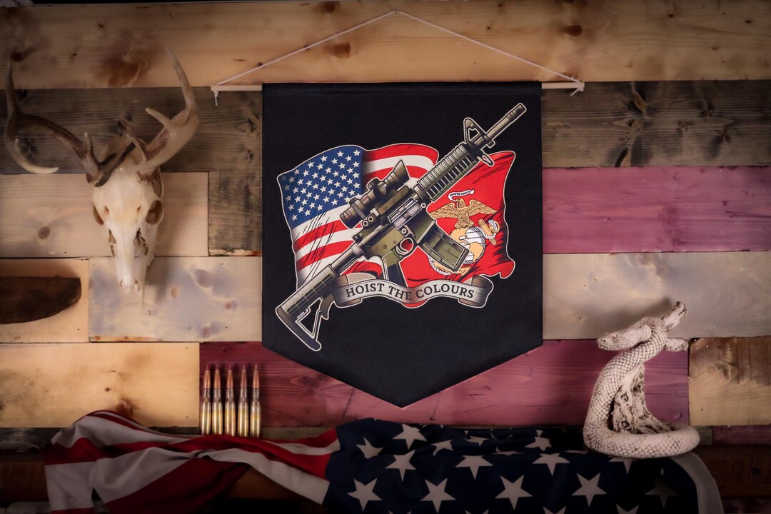 USMC Pennant Banner: Military Patriotic Wall Decor - Marine Corps Gift ...