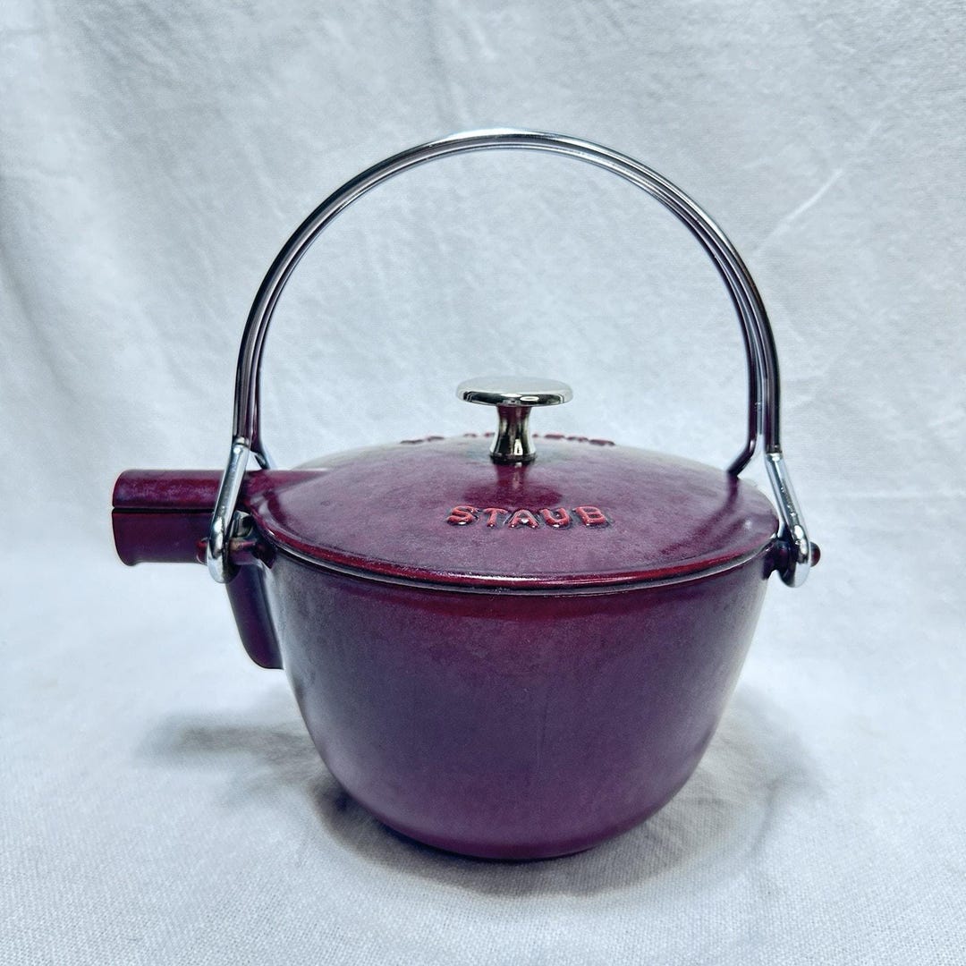 Staub Round Enameled Cast Iron Tea Kettle, 1 Qt Red Grenadine, Made in ...