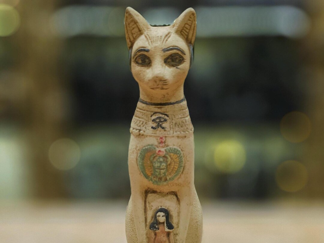 Egyptian Cat Goddess Bastet Statue Protecting Goddess Isis With Eye of ...