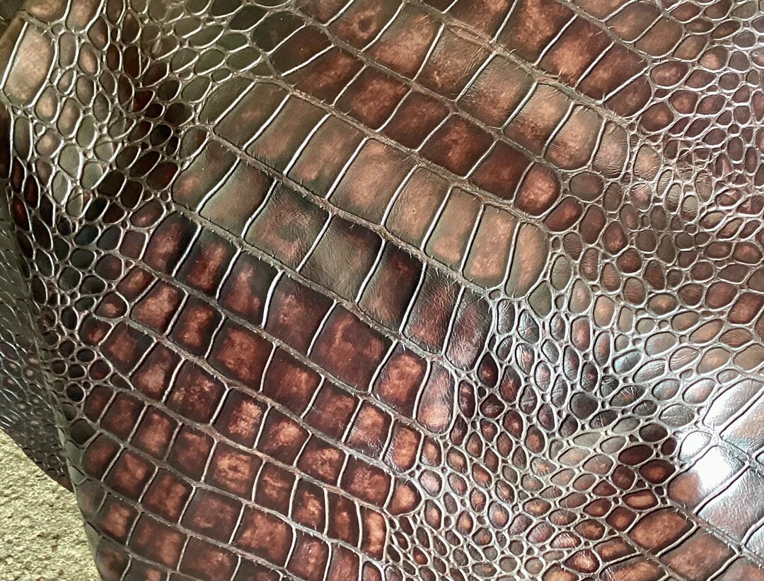 Coffee Brown Croc Embossed Leather Cowhide, Upholstery Leather. Garment ...