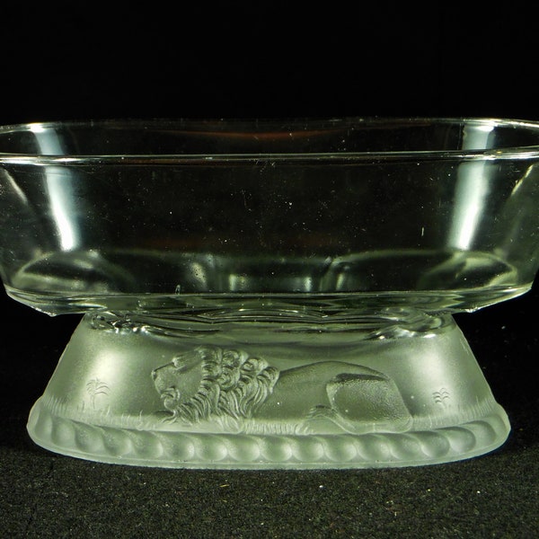 Gillinder and Son Glass Lion Compote - Etsy