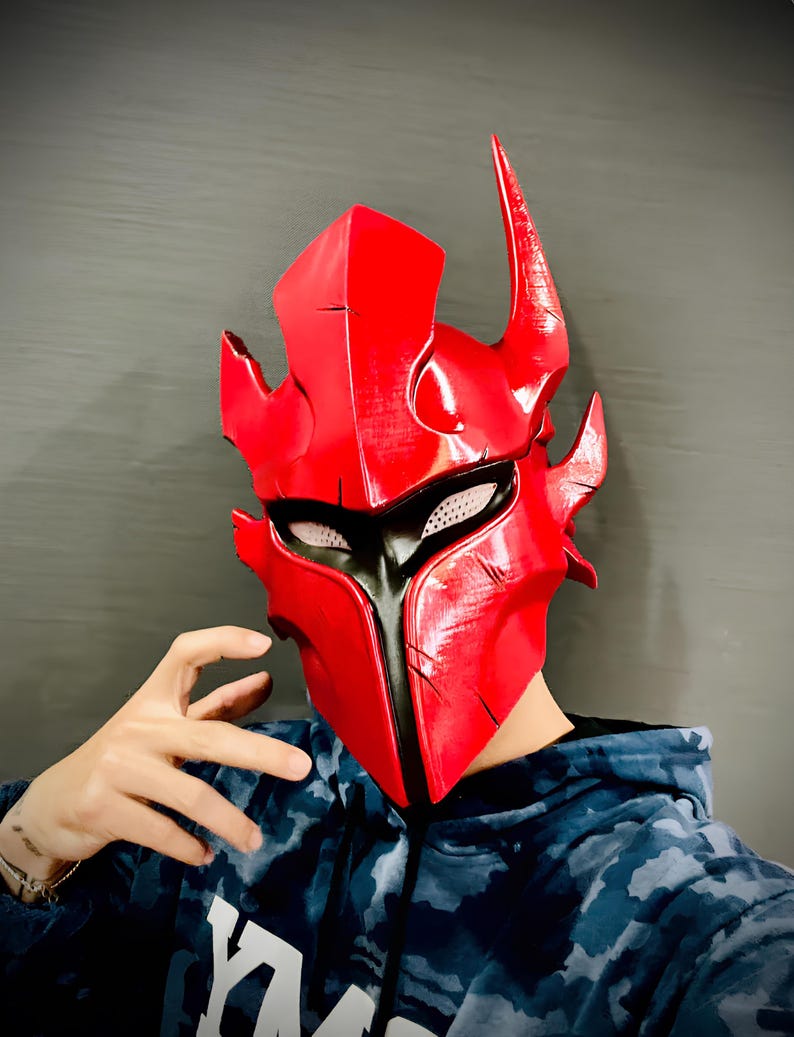 Casco de Igris STL / Modelo de cosplay imprimible en 3D inspirado en ...