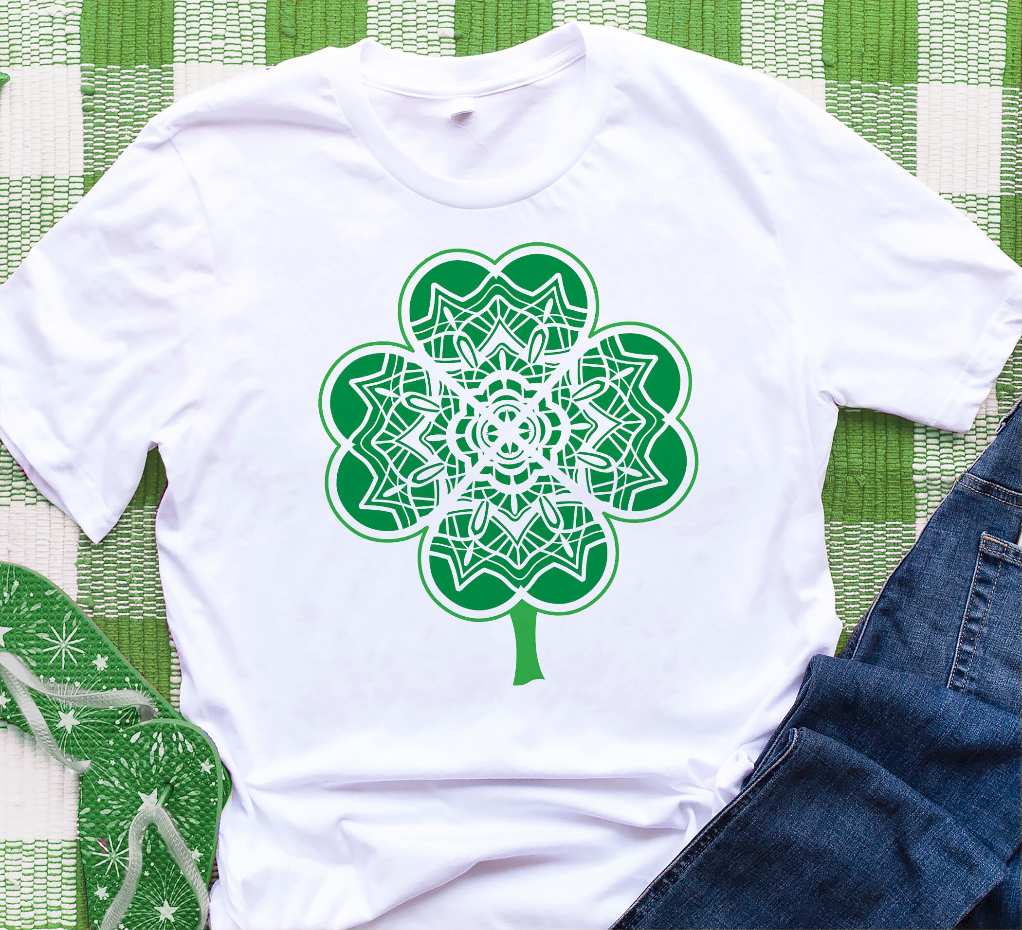 4 Leaf Clover Mandala SVG Clover Mandala SVG St. Patricks Mandala Svg ...