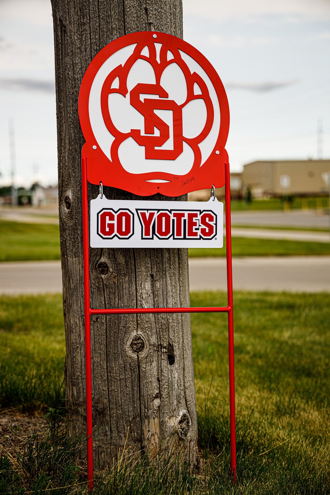 University of South Dakota Coyotes USD Collegiate Logo Metal Yard Sign ...